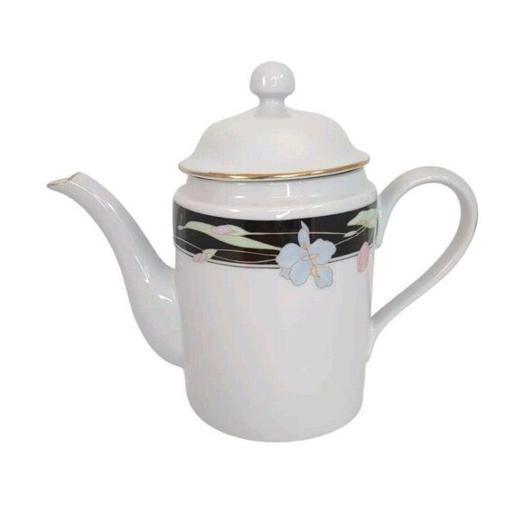 Dining | Fairfield Vanessa Fine China Teapot And Lid White Floral ...